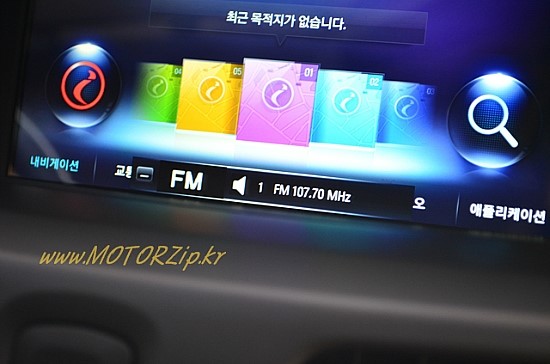 Sm5디젤 아이나비r900네비매립 아이나비울트라트립컴퓨터 하제엠텍마감재 플래티넘순정우드마감재 첸지커버 센터콘솔피니셔