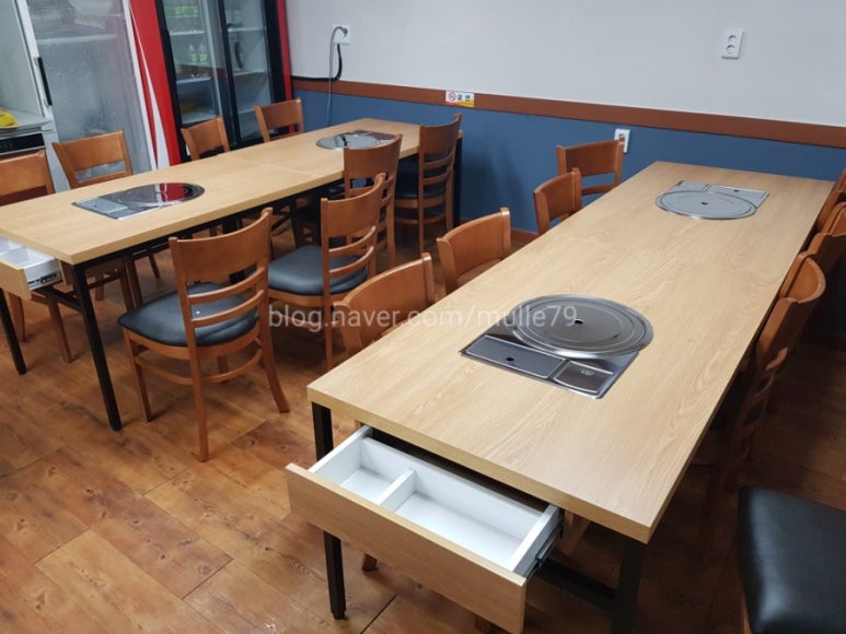 열린탁자문경 토박이식당 탁자 테이블 업소용테이블 식당식탁 수저통테이블 서랍테이블 불판테이블 부탄가스테이블 업소용의자 원목